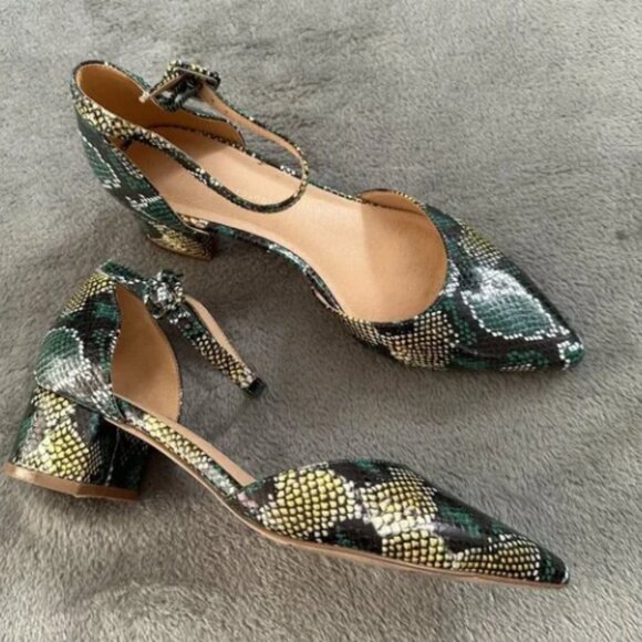 Anthropologie | Shoes | Anthropologie Green Snake Print Pointed Toe ...